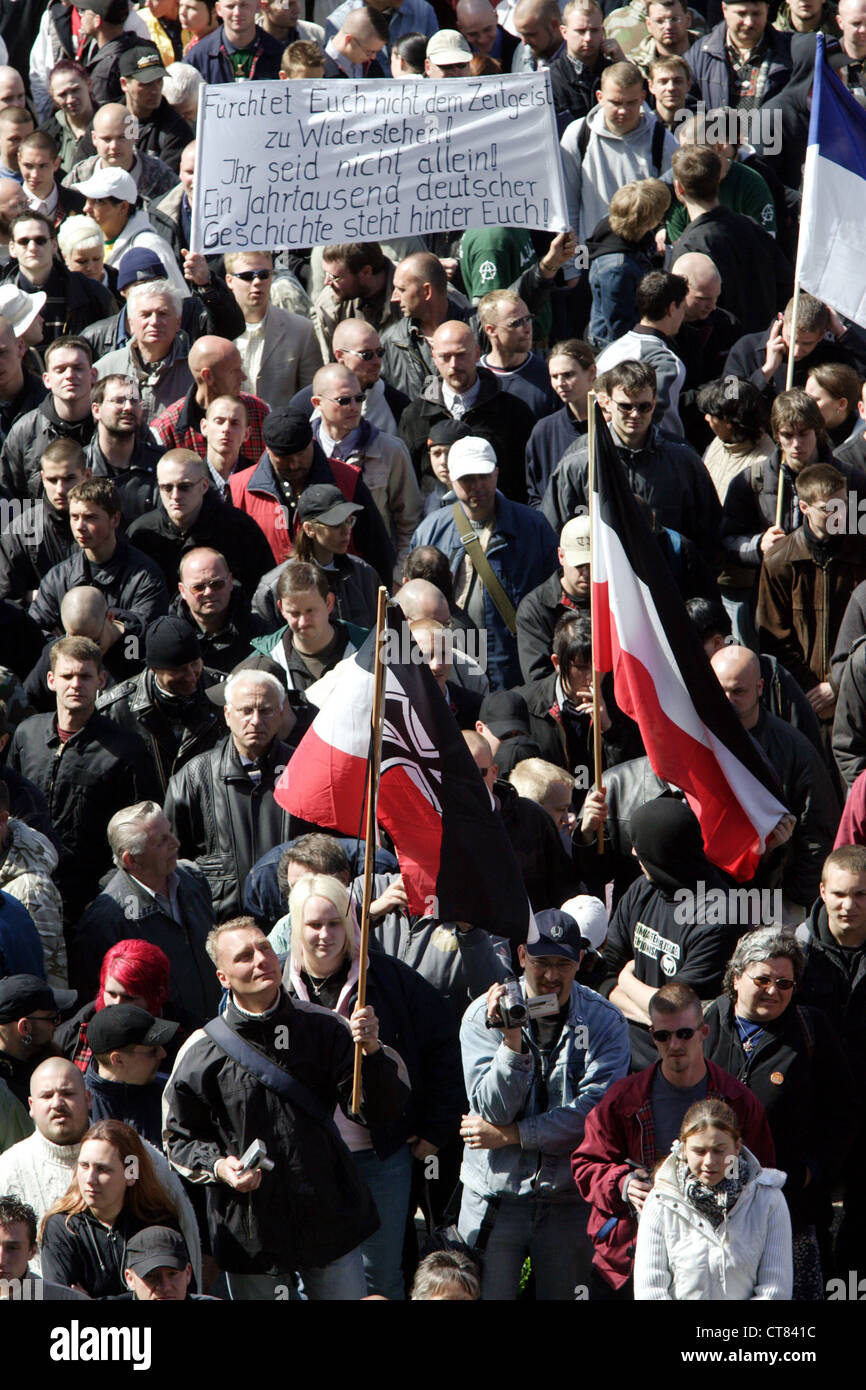 Nazi flags rally hi-res stock photography and images - Alamy