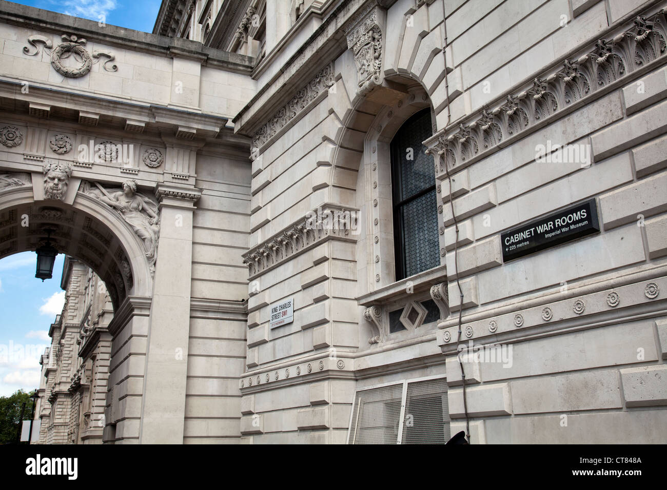 King charles street arch whitehall hi-res stock photography and images ...