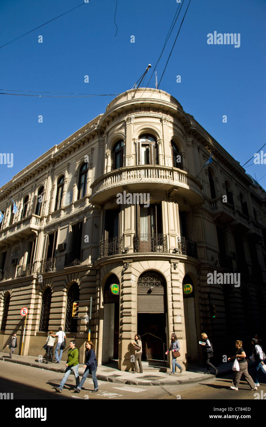 Downtown colonial building Stock Photo - Alamy