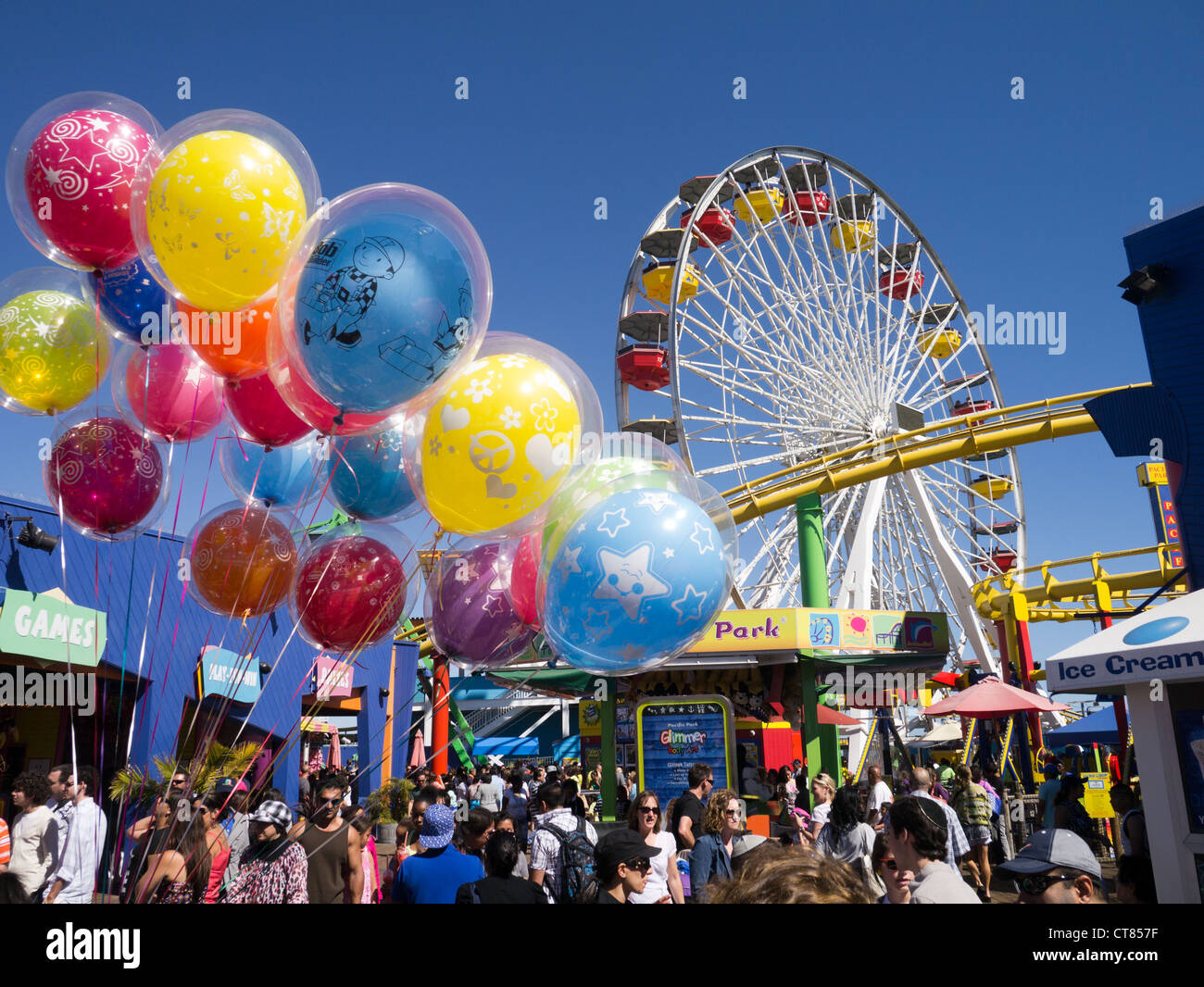 Fun Fair on Santa Monica Pier Stock Photo - Alamy