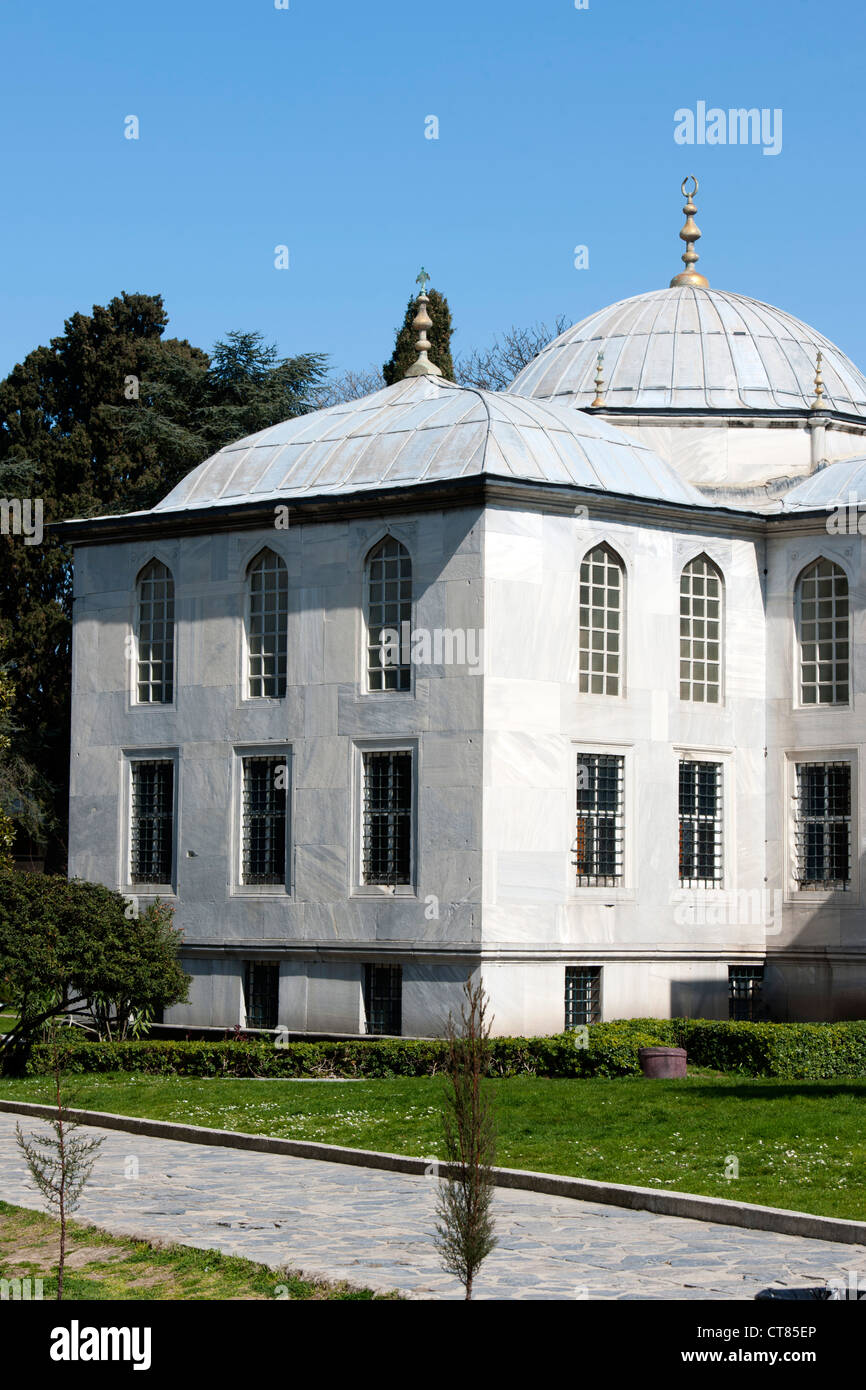 Topkapi palace library hi-res stock photography and images - Alamy