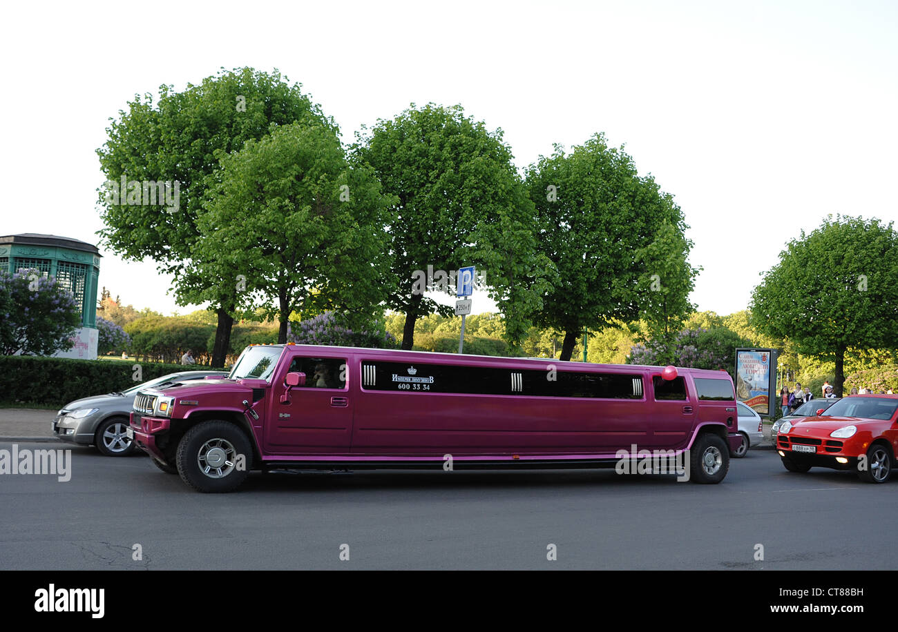 Stretch limousine hi-res stock photography and images - Alamy