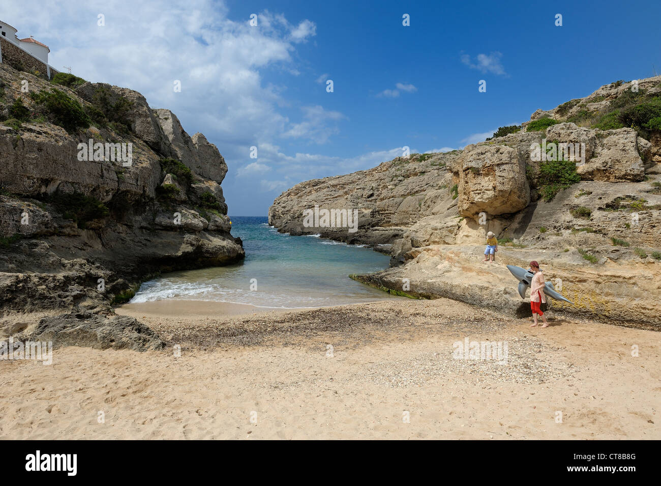Secluded beach hi-res stock photography and images - Alamy