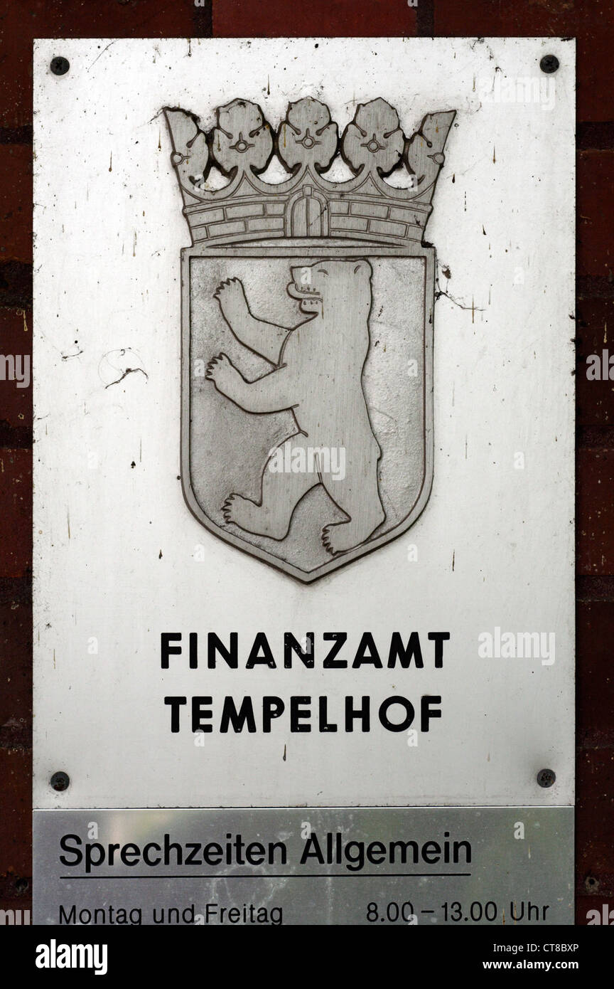 State tax sign hi-res stock photography and images - Alamy