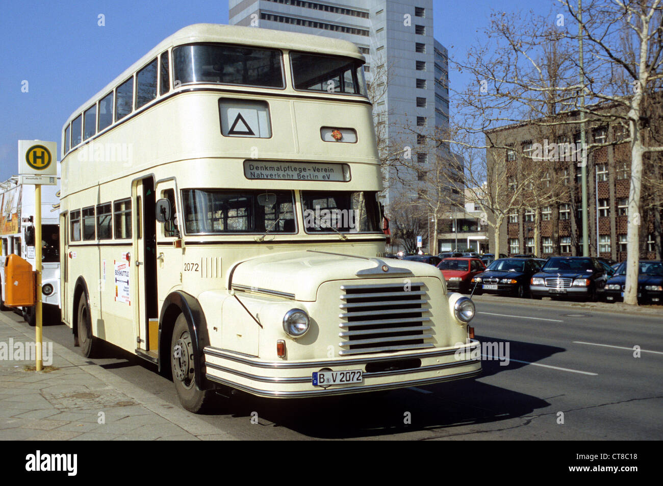 Berlin vintage bus germany hi-res stock photography and images - Alamy