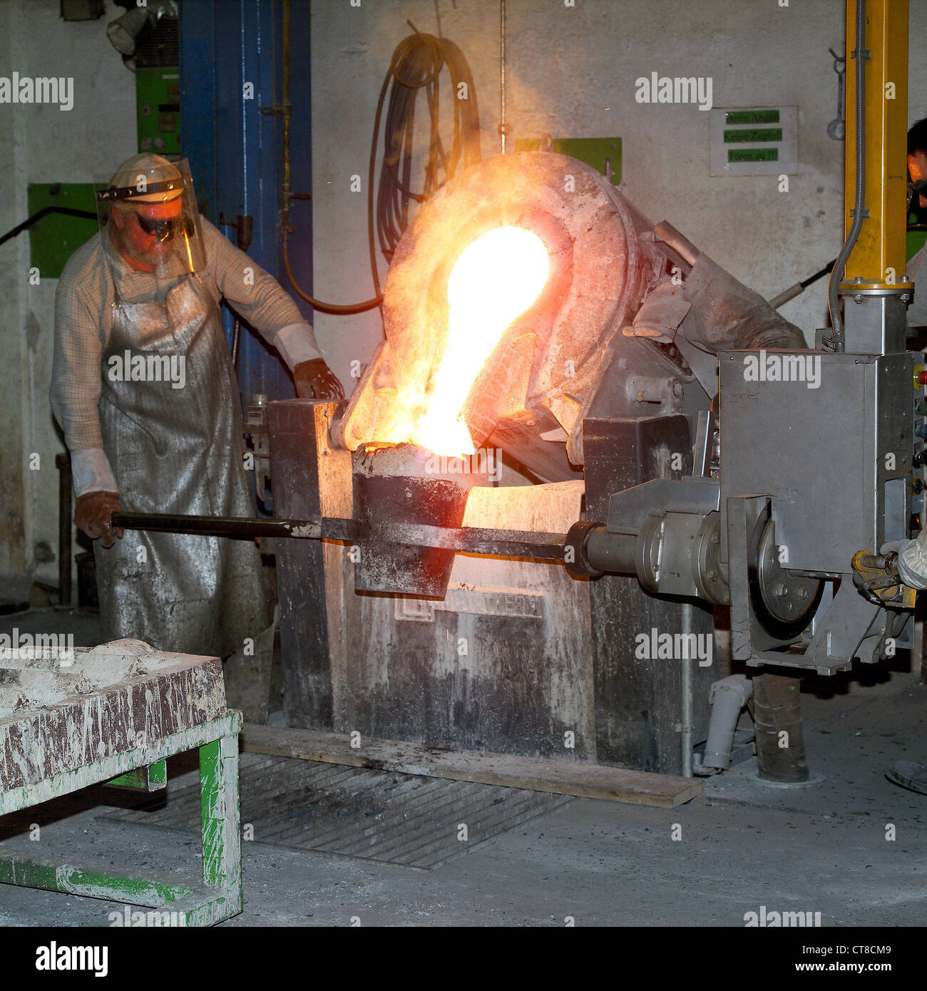 Foundry square hi-res stock photography and images - Alamy