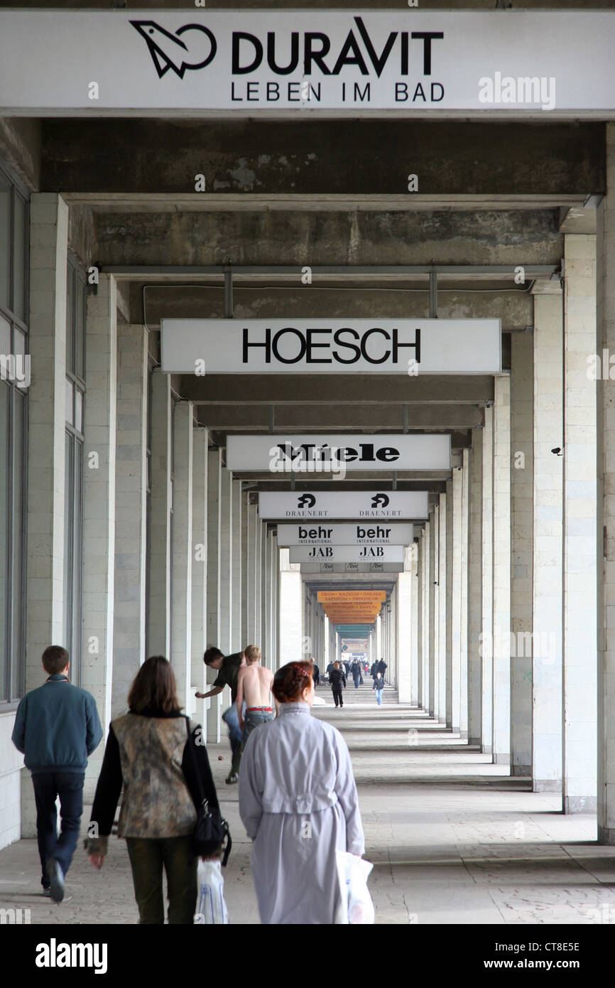 German companies hi-res stock photography and images - Alamy