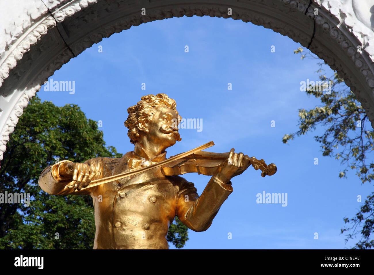 Vienna, Johann Strauss Monument Stock Photo - Alamy