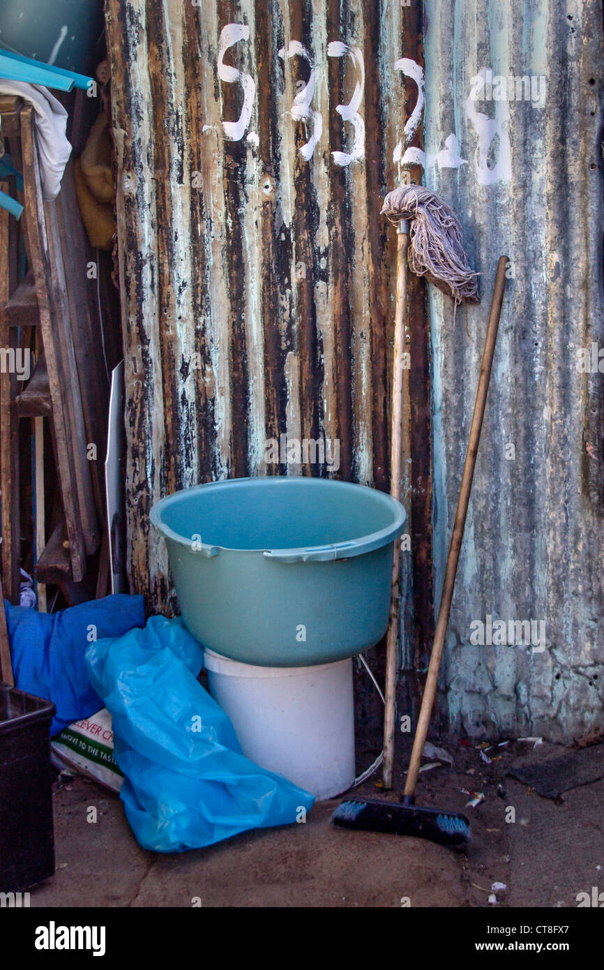 Corrugated iron shanty town hi-res stock photography and images - Alamy