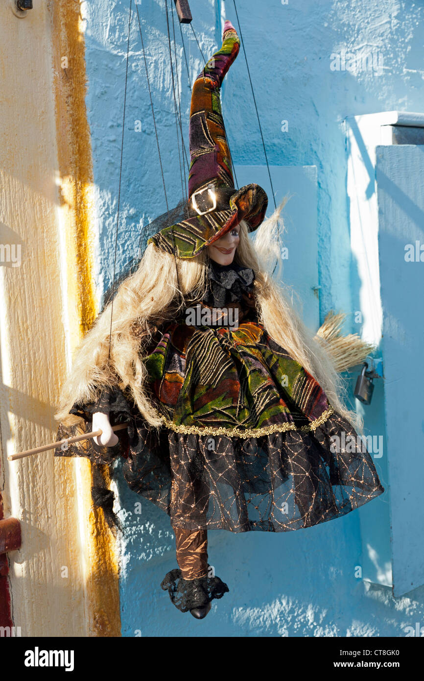 String puppet hi-res stock photography and images - Alamy