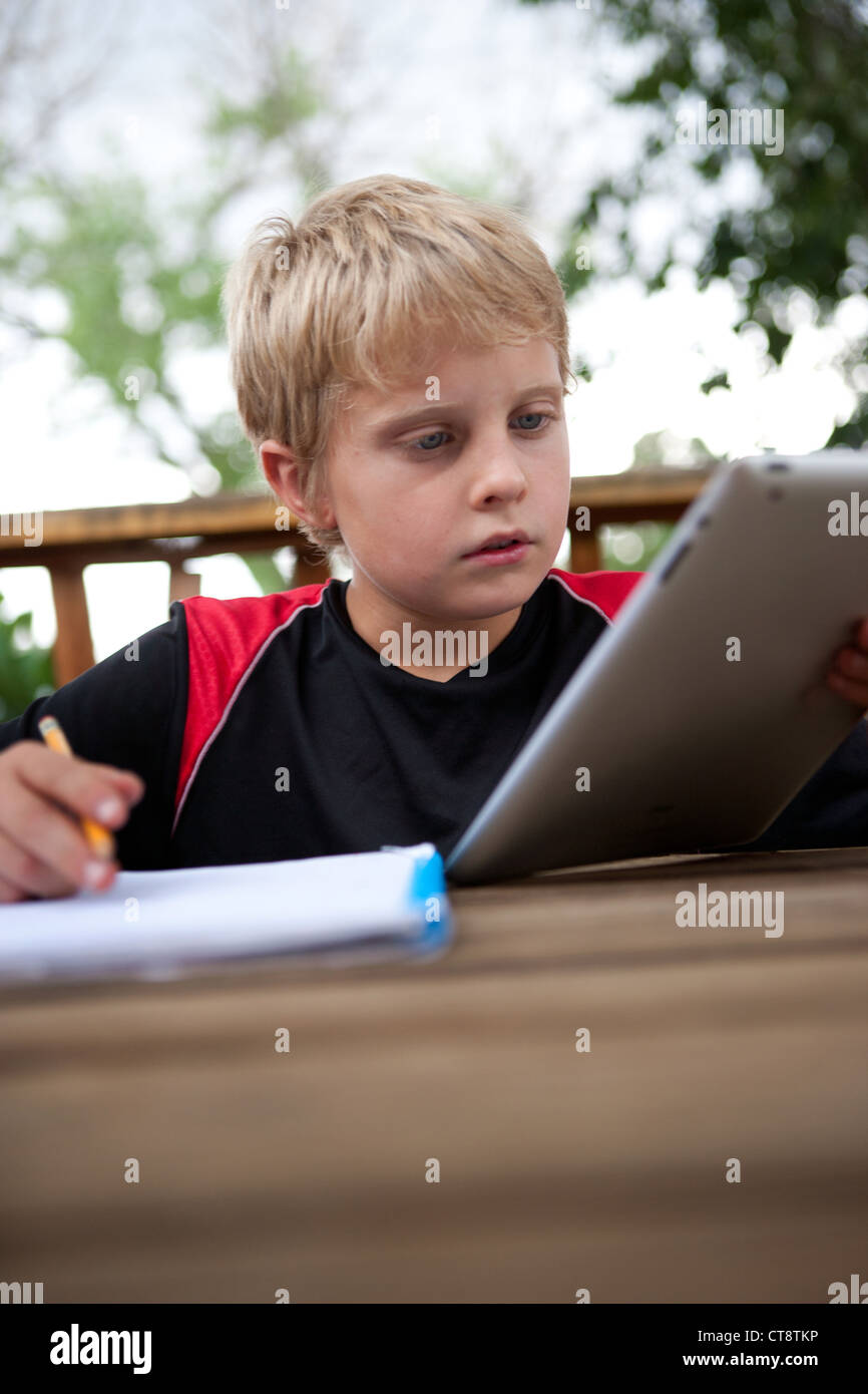 Child using dictionary hi-res stock photography and images - Alamy