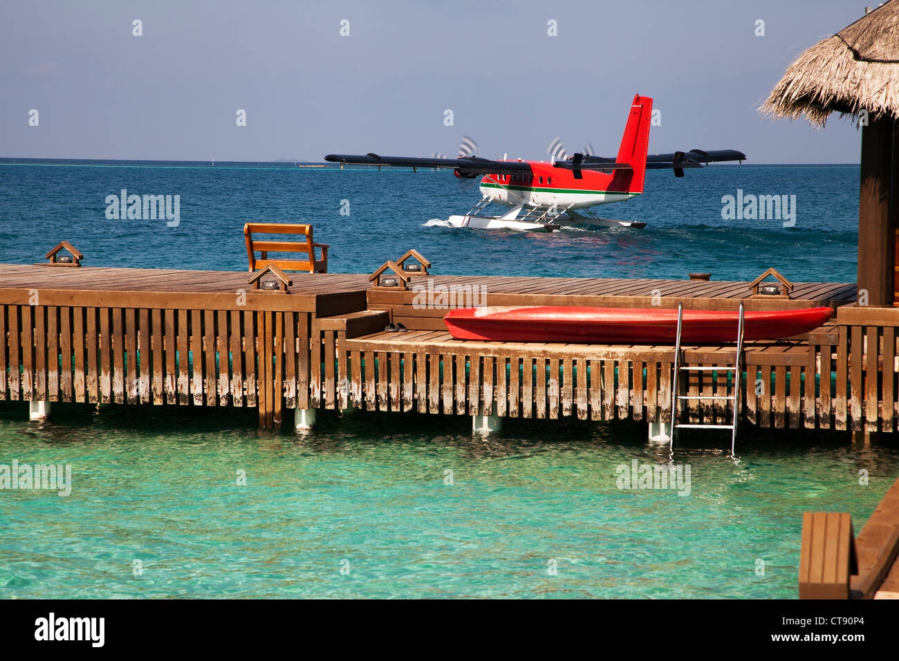 Seaplane ocean hi-res stock photography and images - Alamy