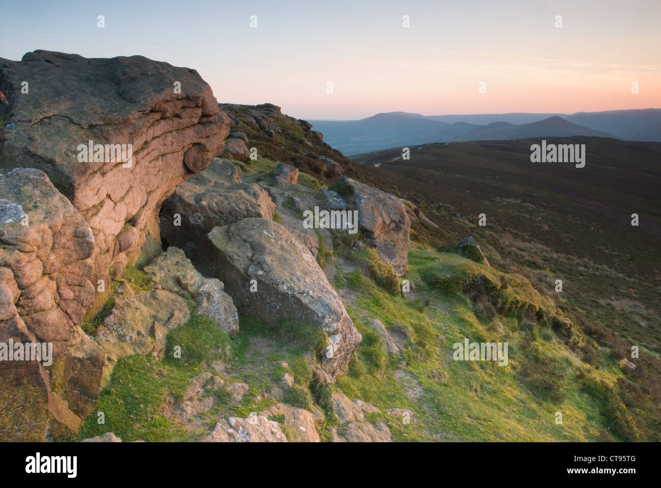 Derbyshire views at sunset on the peak of Win Hill, Peak District ...