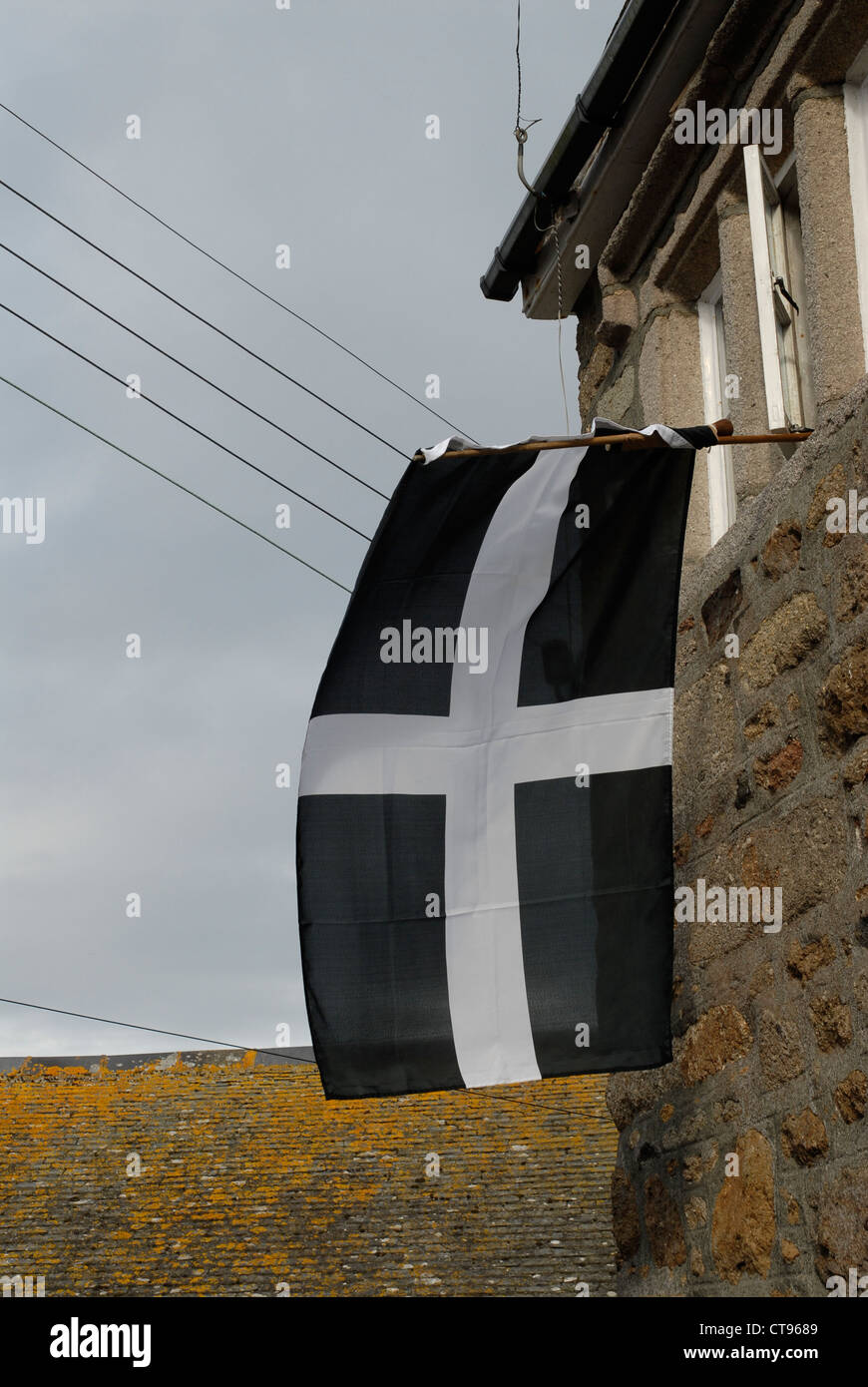 Cornish Flag at the Mousehole, Cornwall, England, UK Stock Photo - Alamy