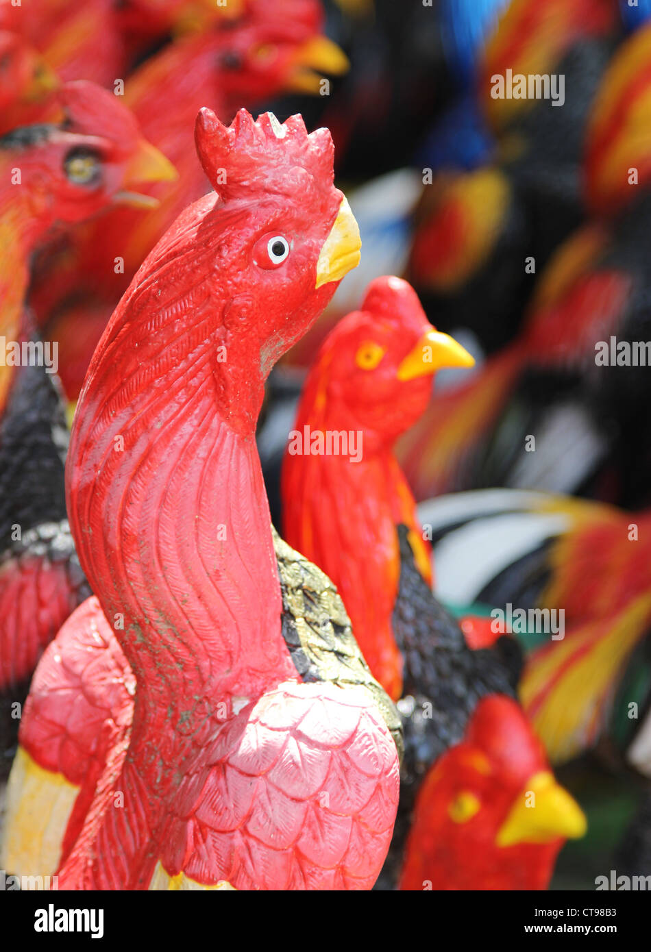 Chicken statue hi-res stock photography and images - Alamy