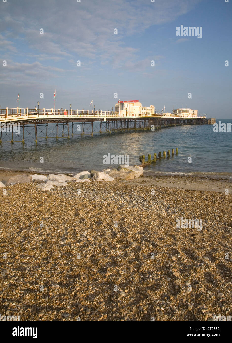 Worthing seafront hi-res stock photography and images - Alamy