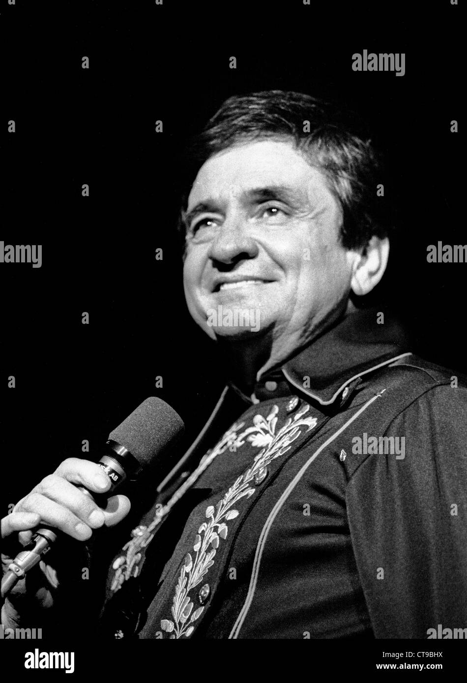 Johnny Cash on stage in Norrköping Sweden in 1983 Stock Photo - Alamy