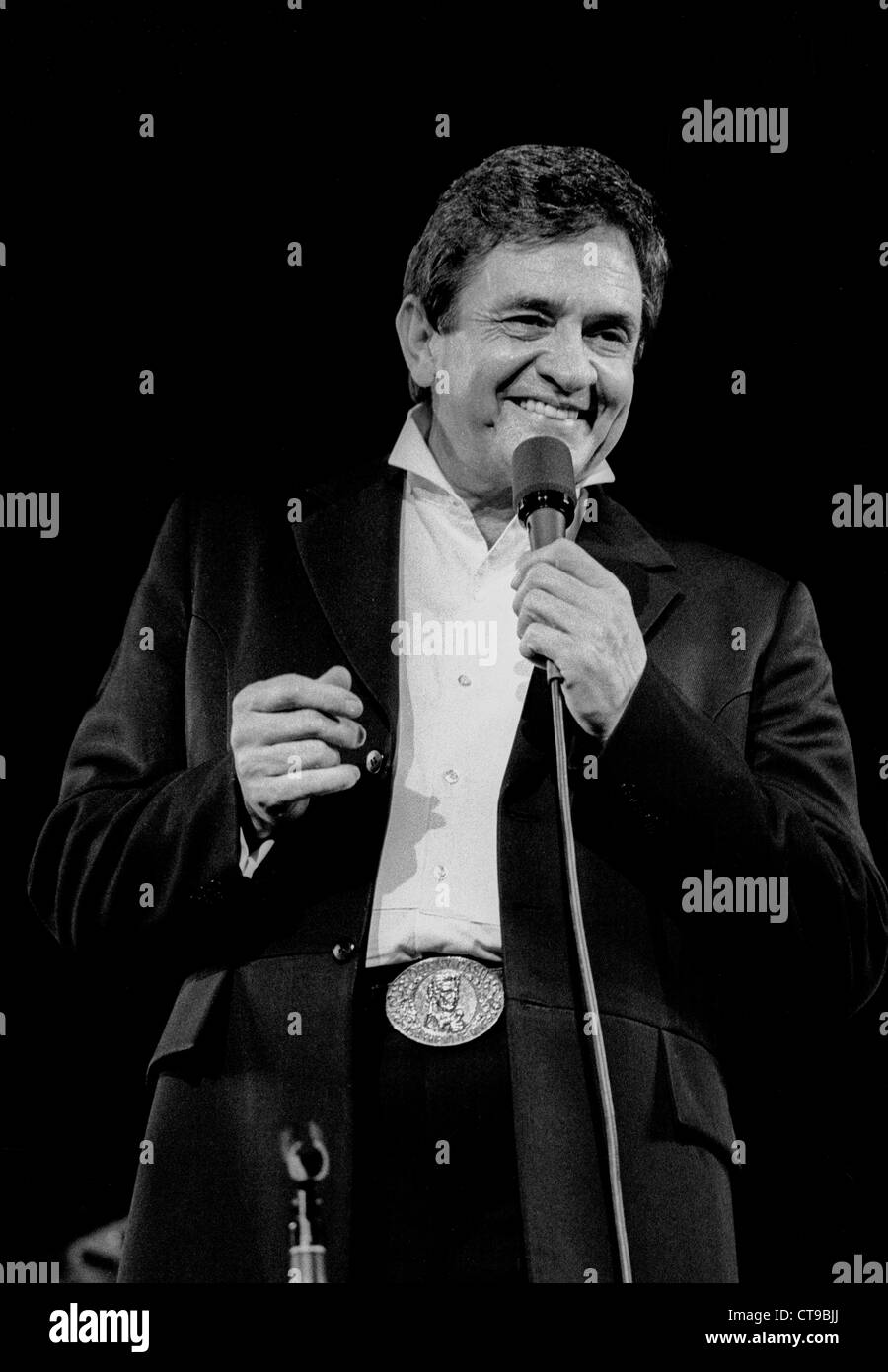 Johnny Cash on stage in Norrköping Sweden in 1983 Stock Photo - Alamy