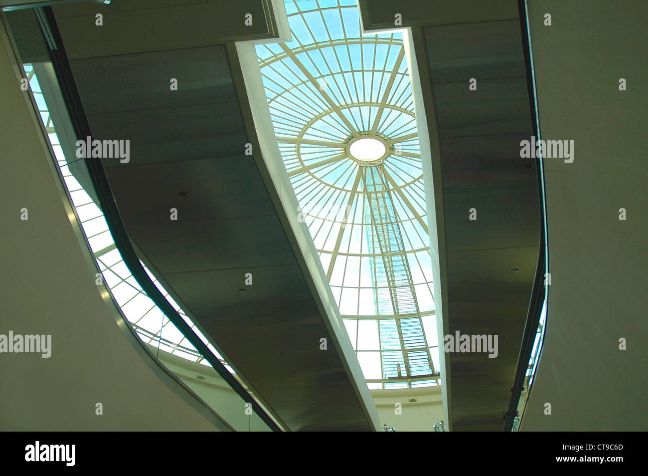 Skylight structures hi-res stock photography and images - Alamy