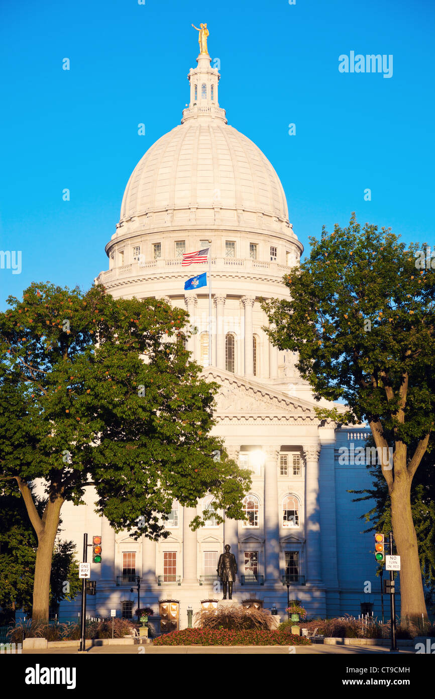 State Capitol Building in Madison Stock Photo - Alamy