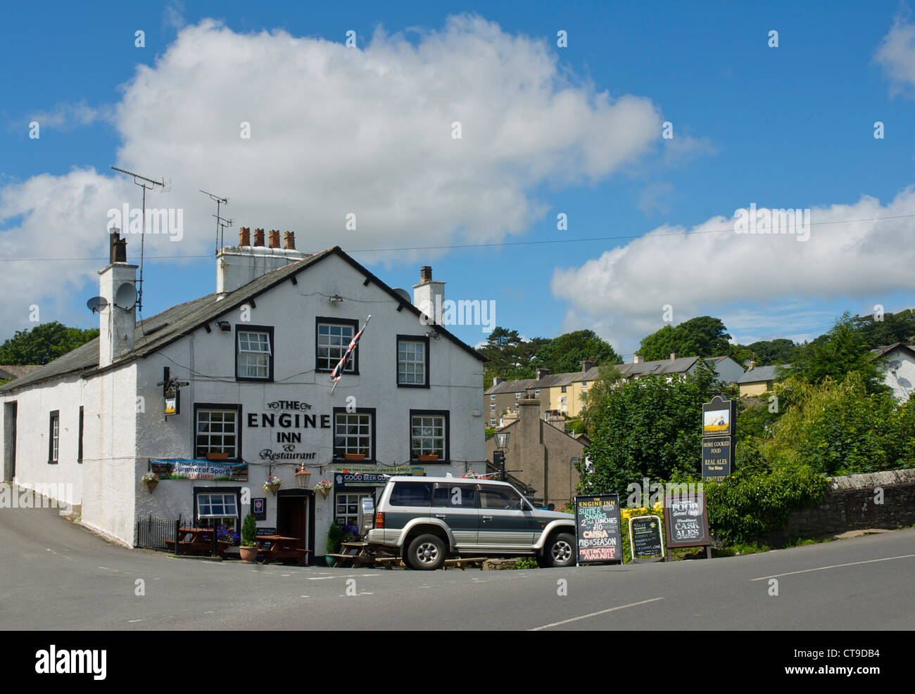 The engine inn hi-res stock photography and images - Alamy