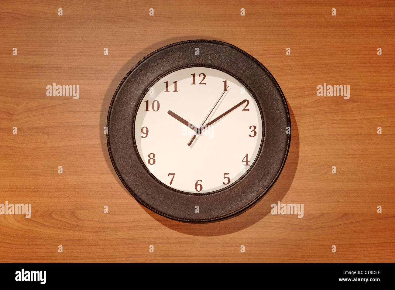 Clock hi-res stock photography and images - Alamy