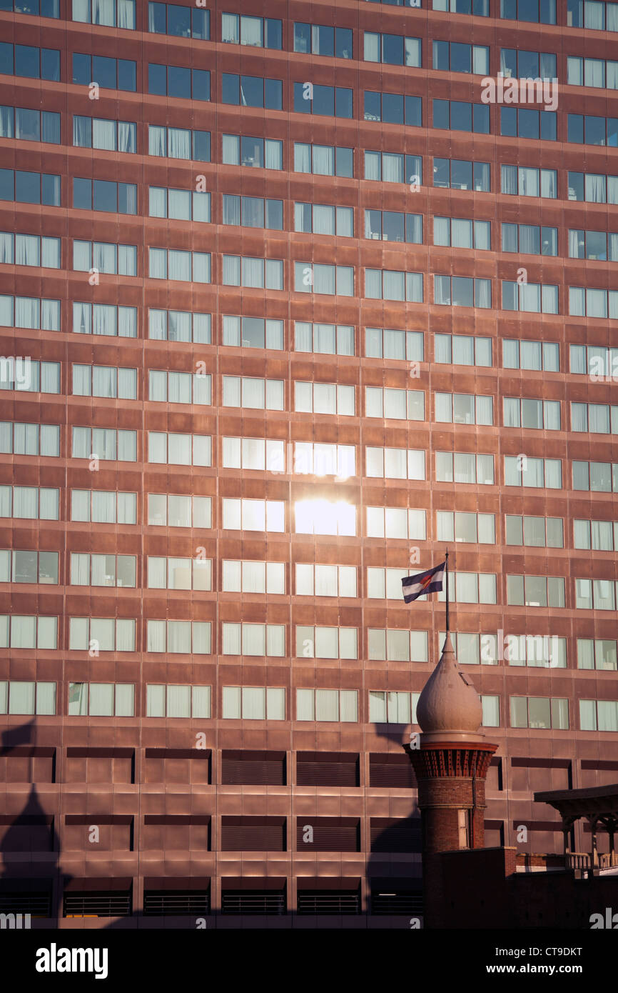 Downtown denver sunrise hi-res stock photography and images - Alamy