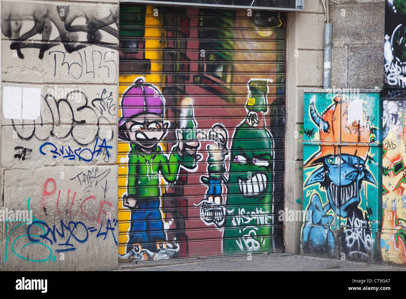 Milan street art graffiti hi-res stock photography and images - Alamy