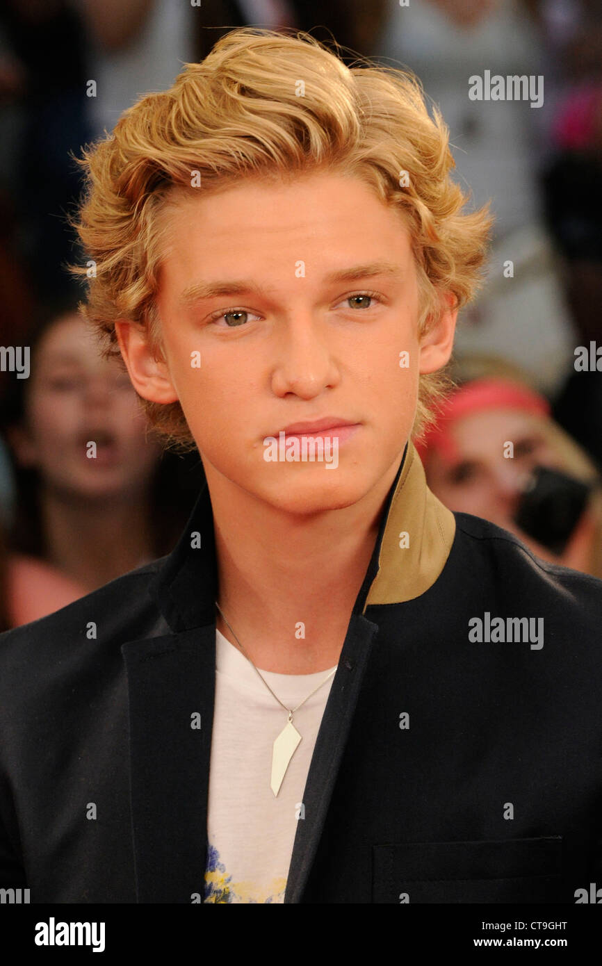 Australian singer Cody Simpson arriving on the red carpet for the 2012 ...