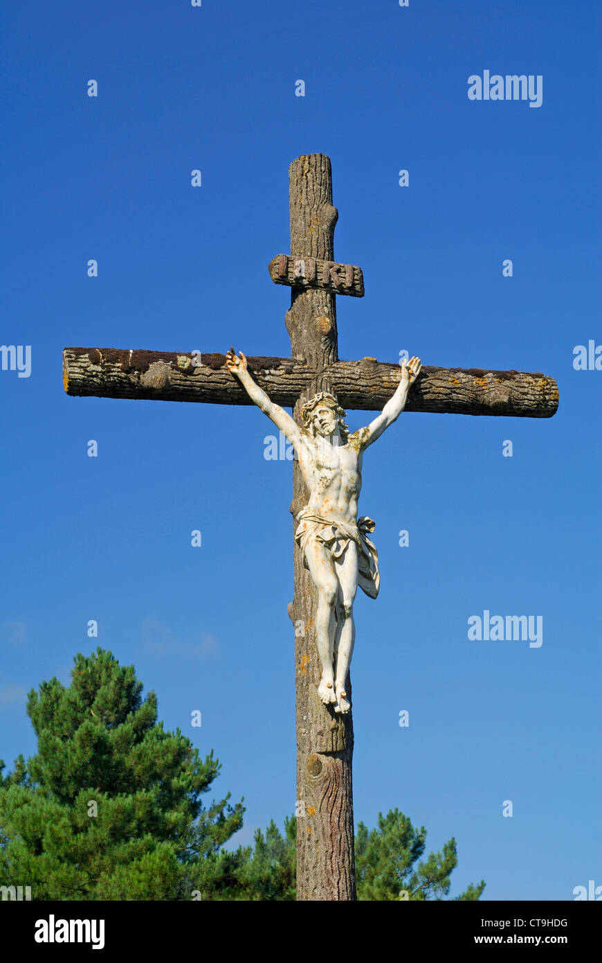 Roadside cross, sud Touraine - France Stock Photo - Alamy