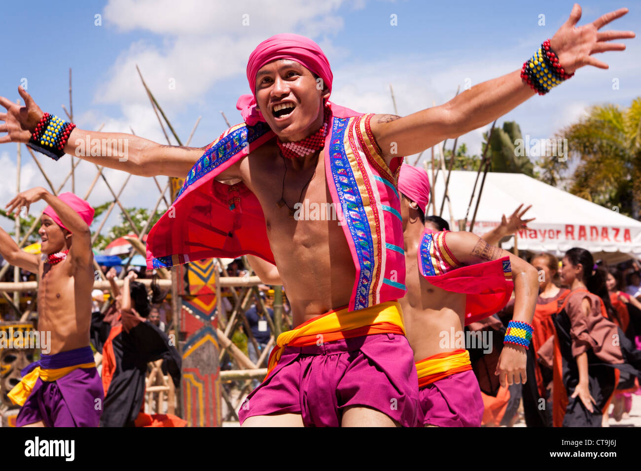 Mactan shrine cebu history hi-res stock photography and images - Alamy
