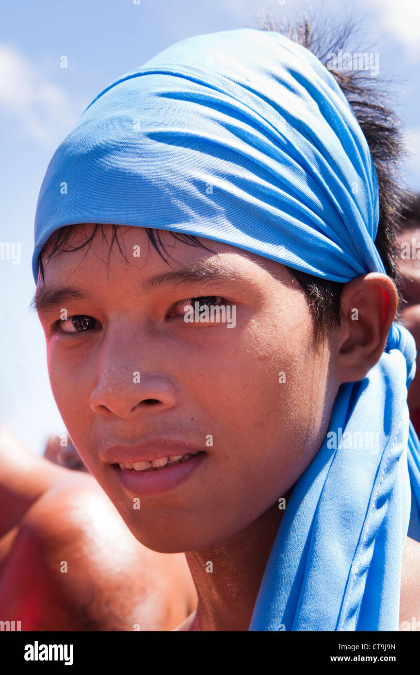 Traditional costume philippines High Resolution Stock Photography and ...