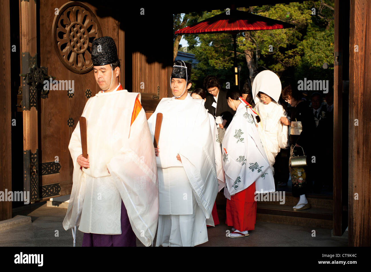 Wedding ceremony, Meiji shrine Stock Photo - Alamy