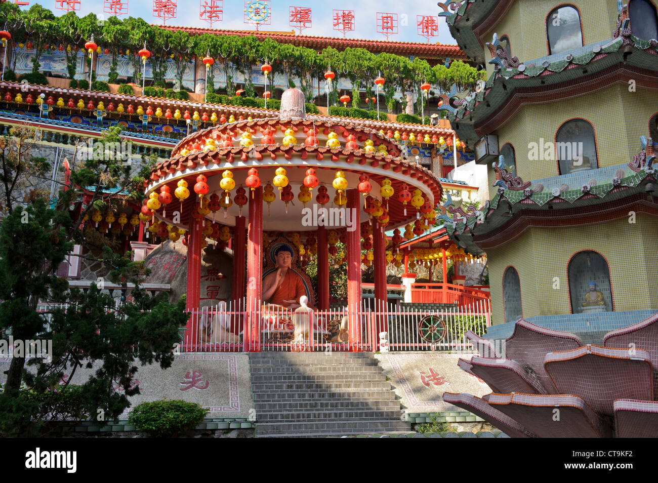 Sitting Buddha, Kek Lok Si Buddhist Temple, Penang, Malaysia Stock ...