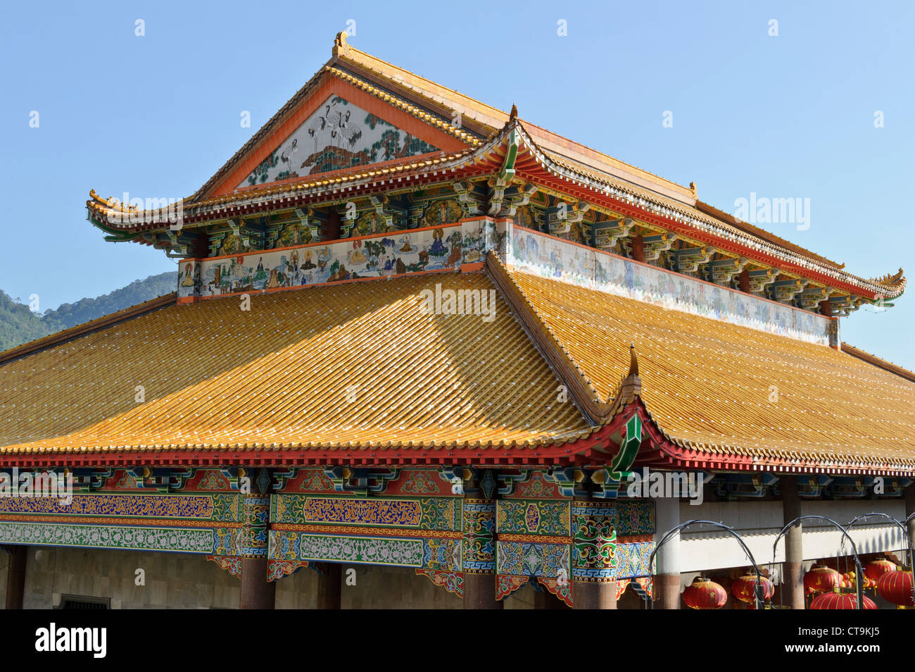 Temple roof, Kek Lok Si Buddhist Temple, Penang, Malaysia Stock Photo ...