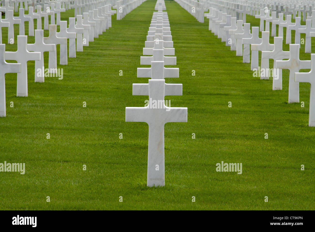 White cross crosses hi-res stock photography and images - Alamy