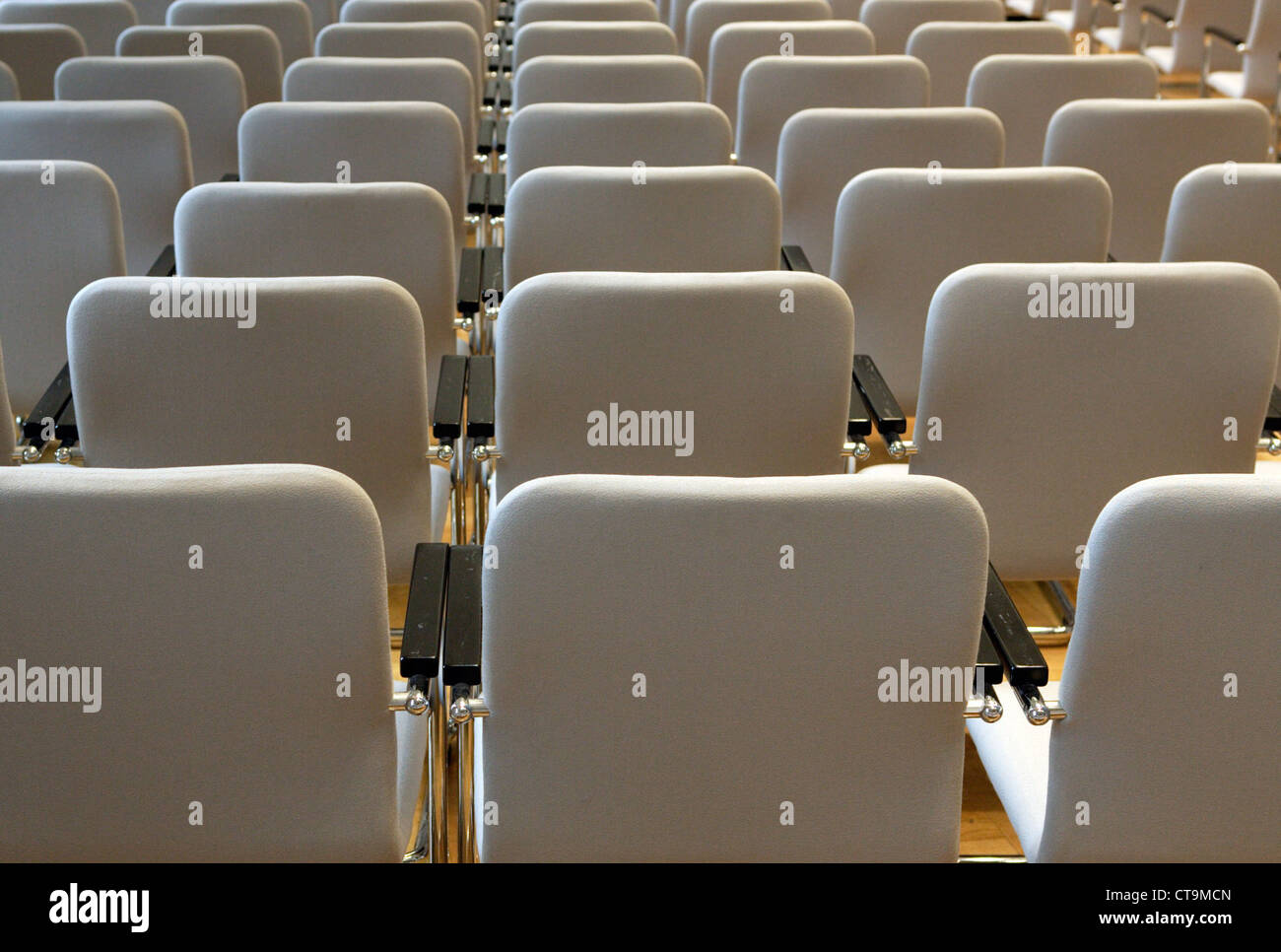 Straight back chairs hi-res stock photography and images - Alamy
