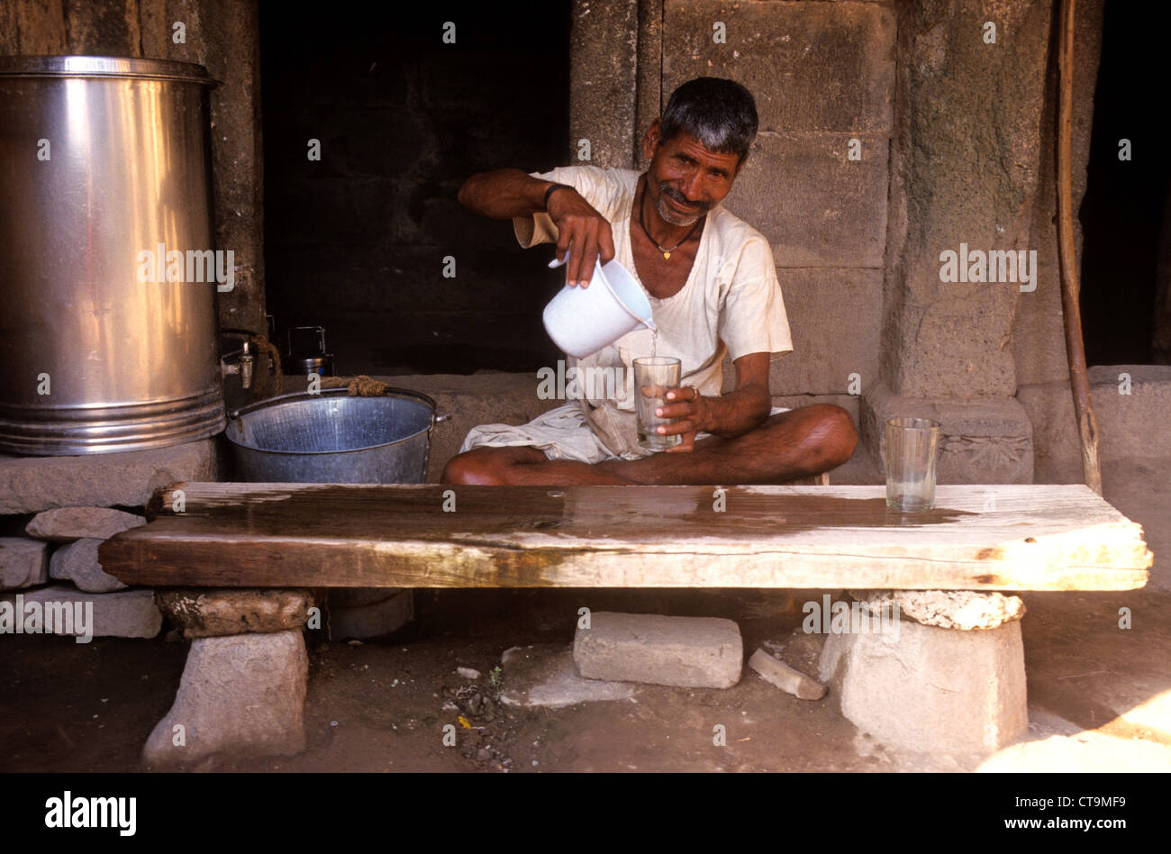 Indians give the heat a glass of water Stock Photo - Alamy