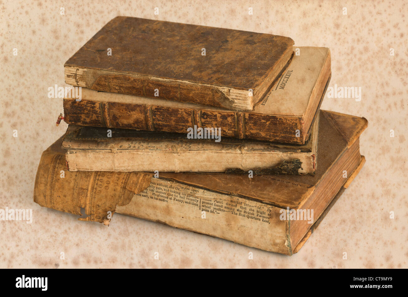Old paper books hi-res stock photography and images - Alamy