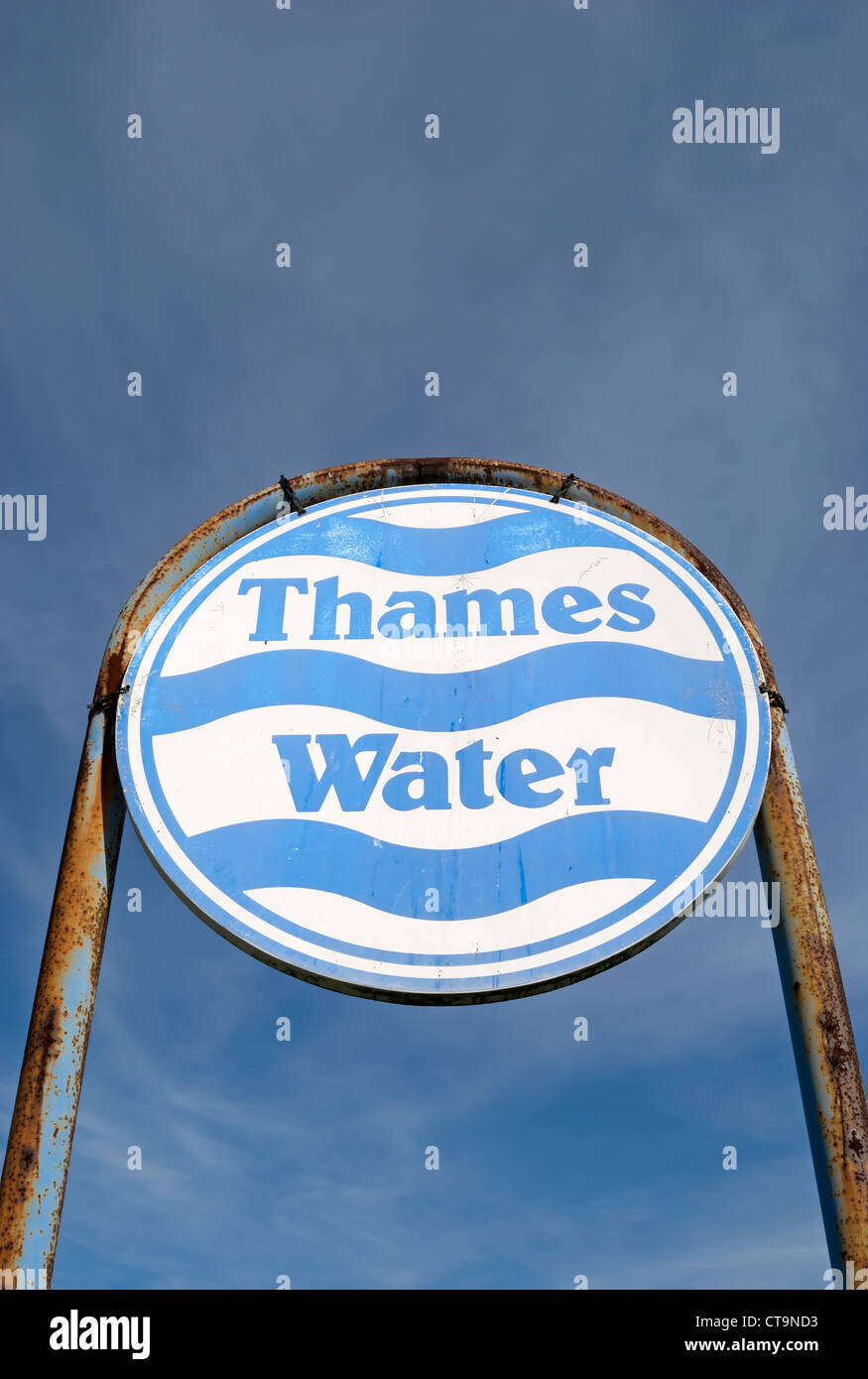 thames water sign Stock Photo - Alamy