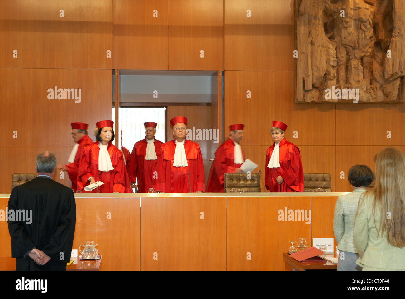 Judge robes bench hi-res stock photography and images - Alamy