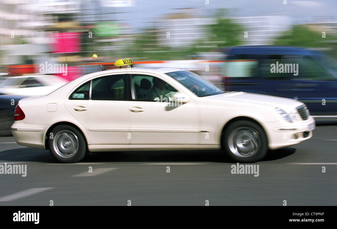 Taxi berlin hi-res stock photography and images - Alamy