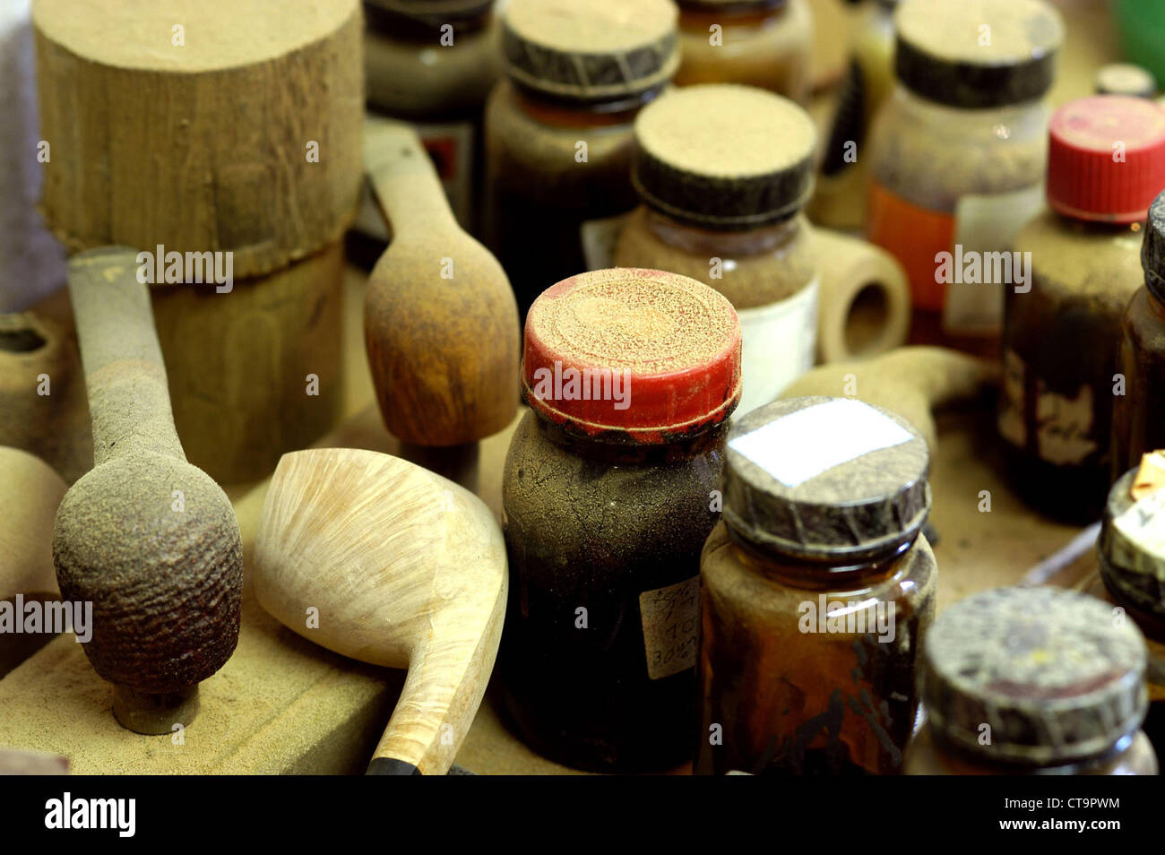In the workshop of Karl Bremer pipemaker Joura Stock Photo - Alamy