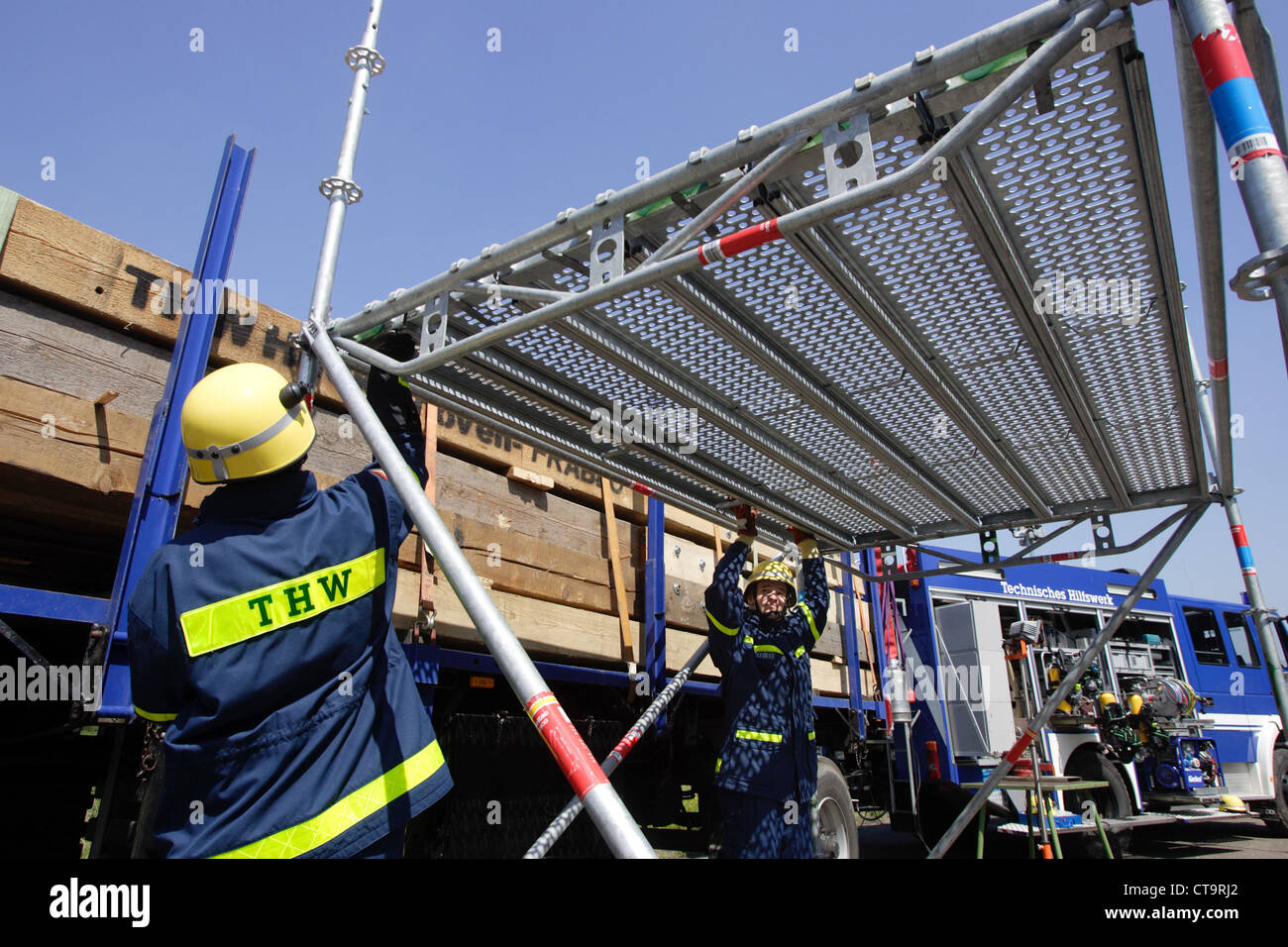THW, technical support, rescue group Stock Photo - Alamy