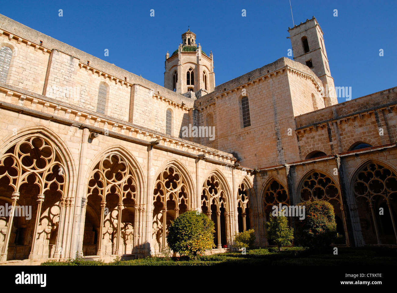 Santes creus abbey hi-res stock photography and images - Alamy