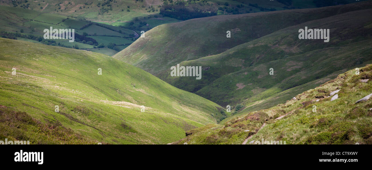 Panoramic view from the Kinder plateau down Blackden Brook to the ...