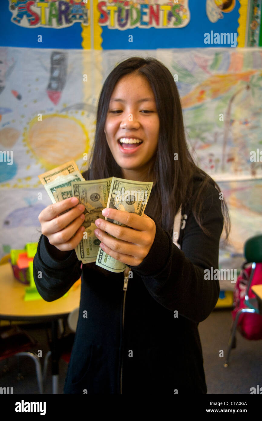 Financial rewards monies hi-res stock photography and images - Alamy
