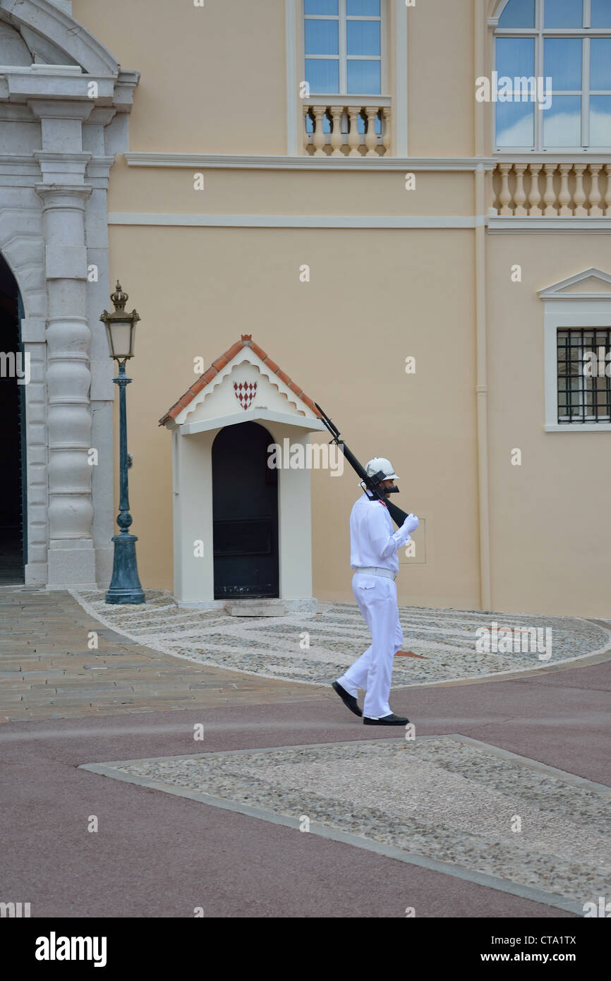 Changing of the Guard at The Prince's Palace of Monaco, Place du Palais ...