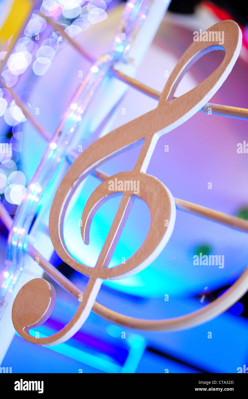 Treble clef hi-res stock photography and images - Alamy