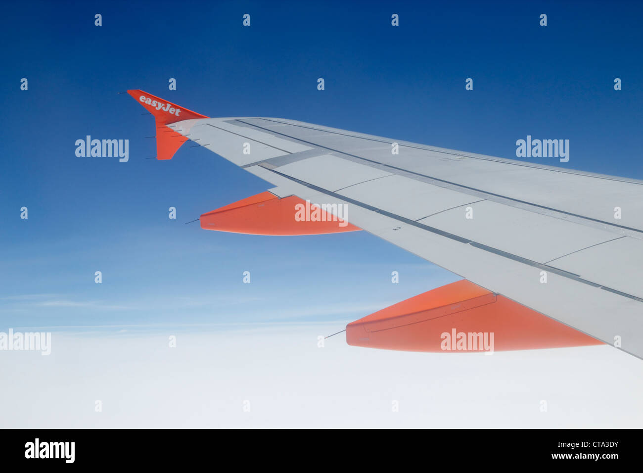 Airplane window view hi-res stock photography and images - Alamy